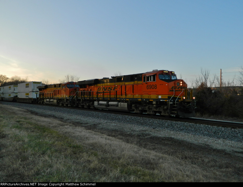 Dusk On The Cuba Sub.